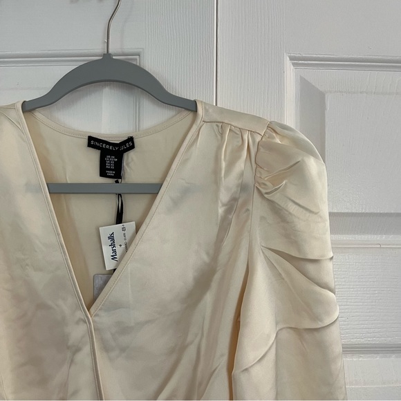 Sincerly Jules | Tops | Champagne Gold Wrap Top | Poshmark